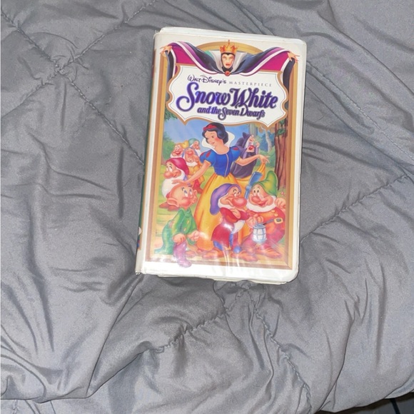 Other | Snow White Vhs Tape 1524 | Poshmark
